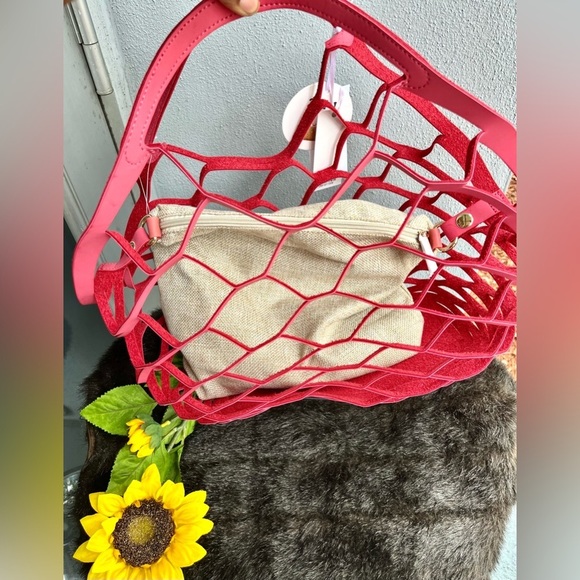 Bags | New Unique Expandable Deep Bucket Shape Purse Profiles Over The ...